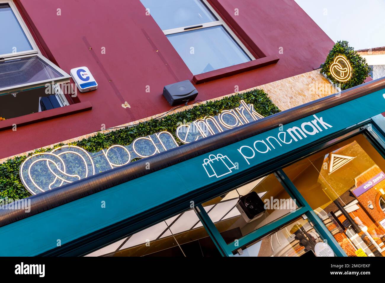 London sri murgantemple hi-res stock photography and images - Alamy