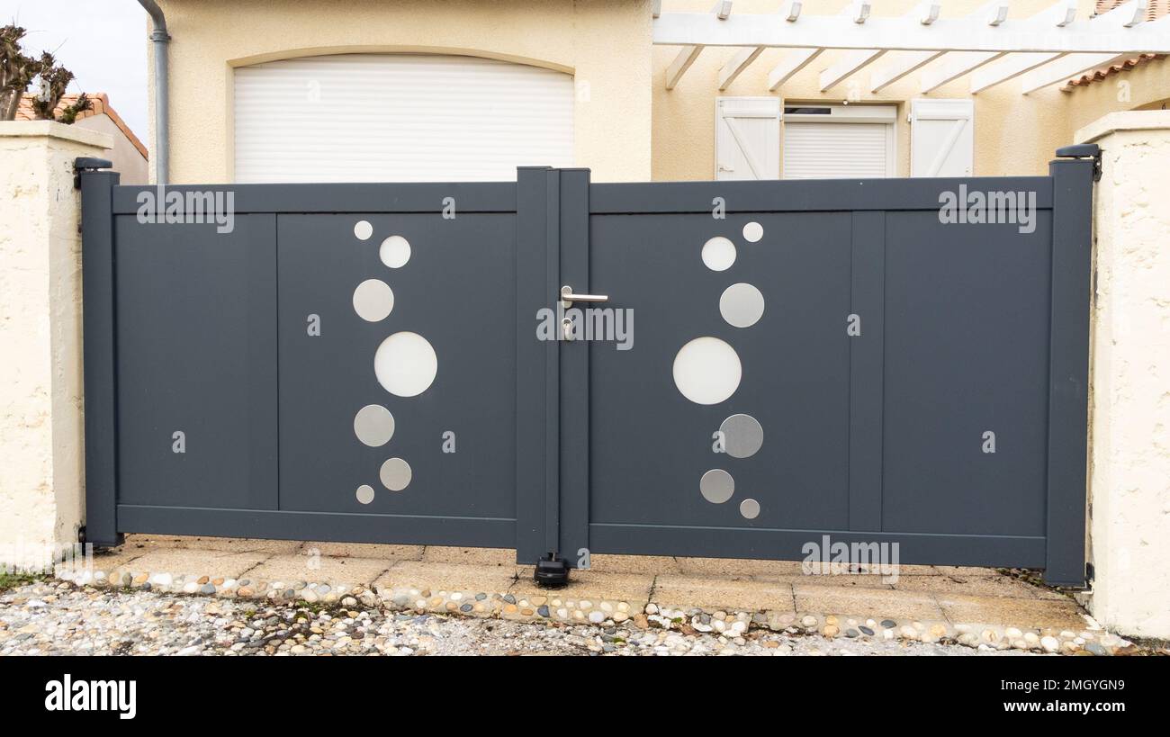 portal modern design street suburb home grey house gate garden access ...