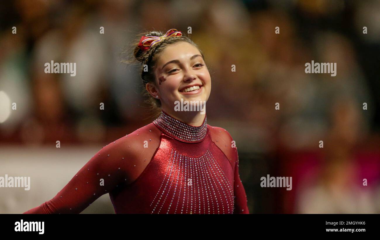 Minnesota's Paige Williams does floor exercise against Nebraska during ...