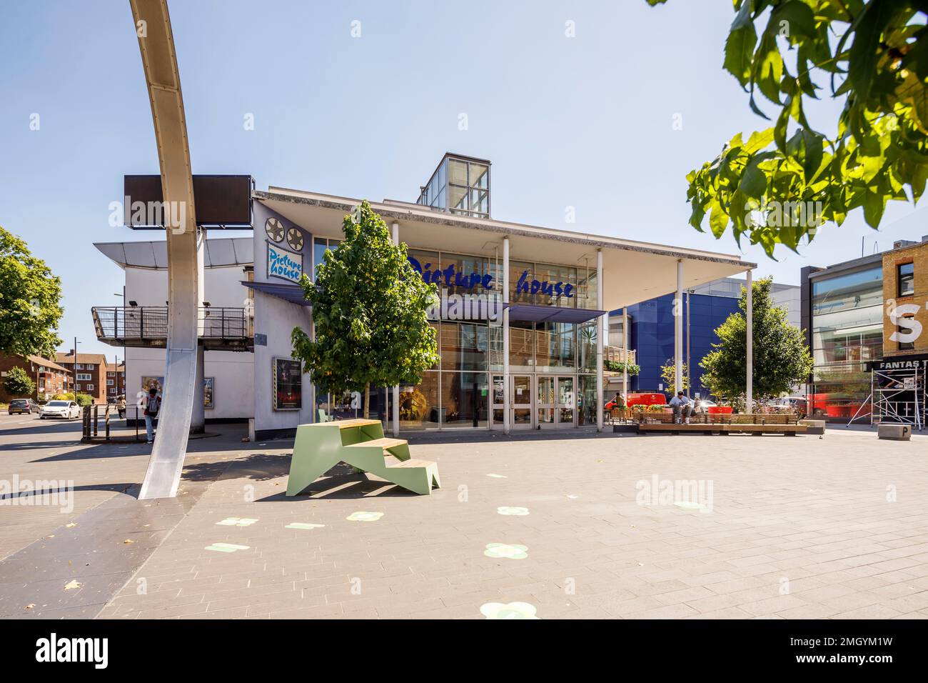 London sri murgantemple hi-res stock photography and images - Alamy