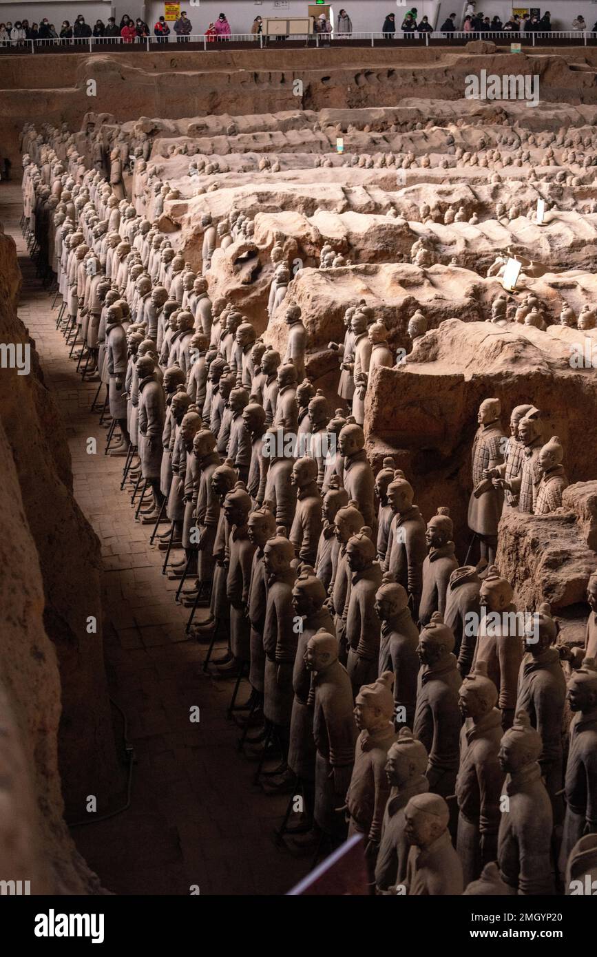 The Terracotta Army or the "Terra Cotta Warriors and Horses" buried in ...