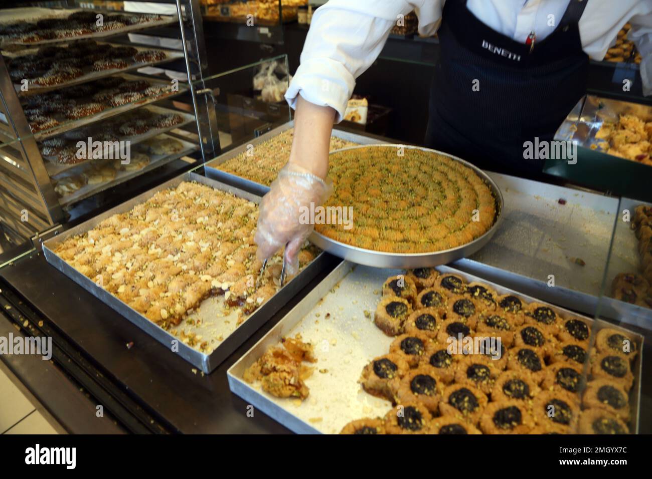Greek Bakery Selling Baklava Vouliagmeni Greece Stock Photo - Alamy