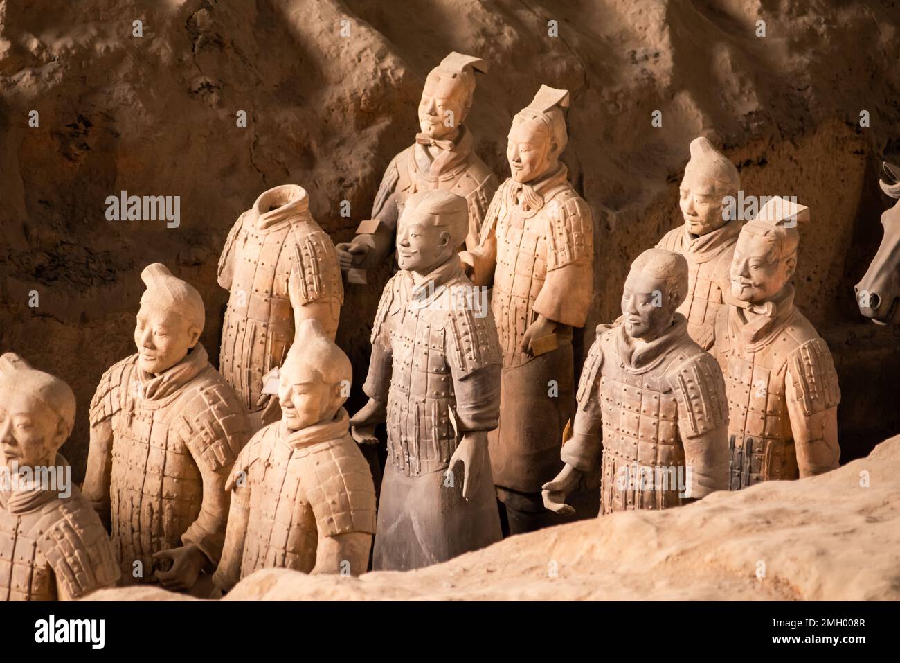 The Terracotta Army or the "Terra Cotta Warriors and Horses" buried in ...