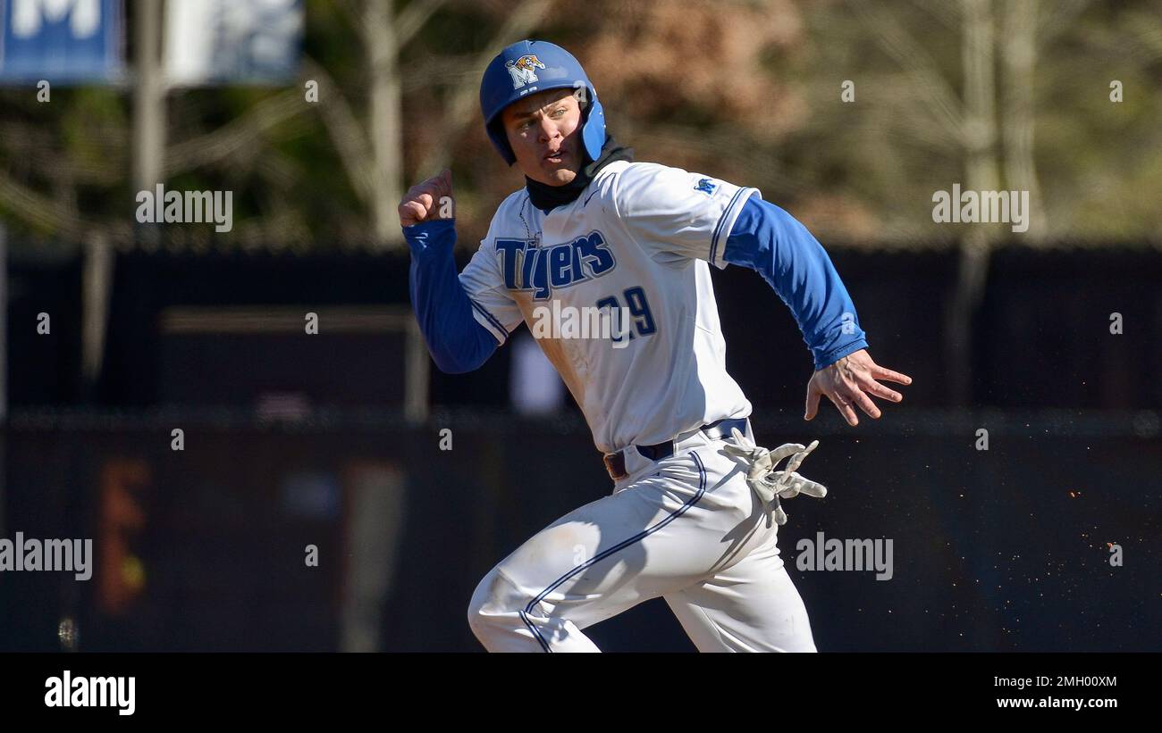 Memphis third baseman Alec Trela plays in an NCAA baseball game against ...