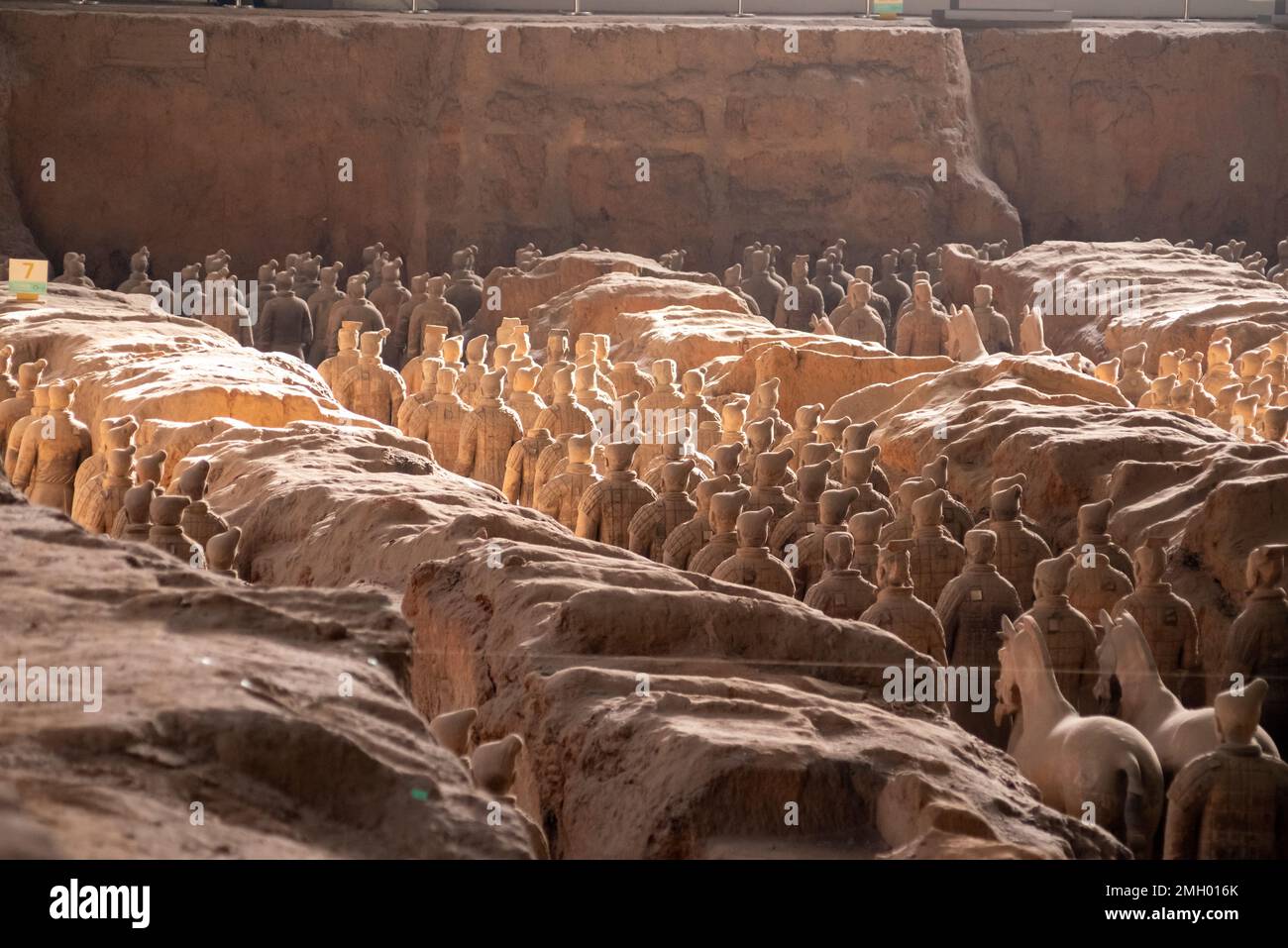 The Terracotta Army or the "Terra Cotta Warriors and Horses" buried in ...