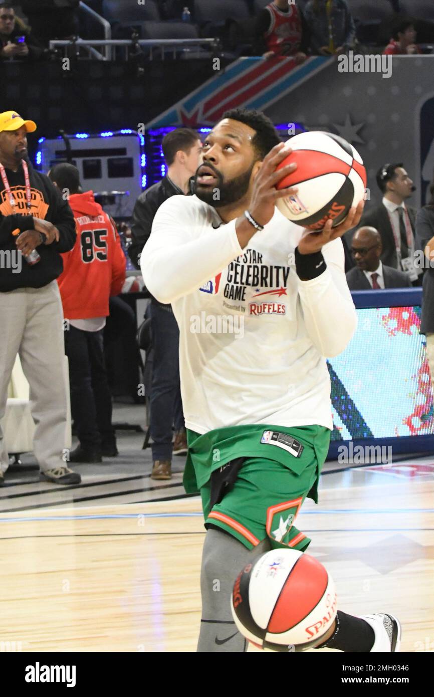 Team Stephen A's LaRoyce Hawkins warms up before the NBA Celebrity All ...