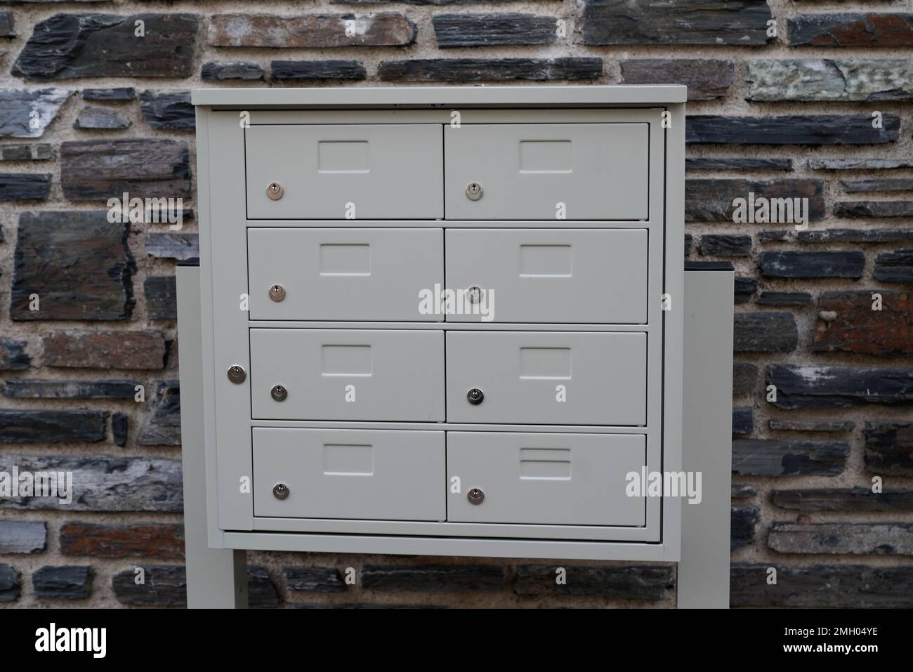 Mail post boxes in apartment hi-res stock photography and images - Alamy