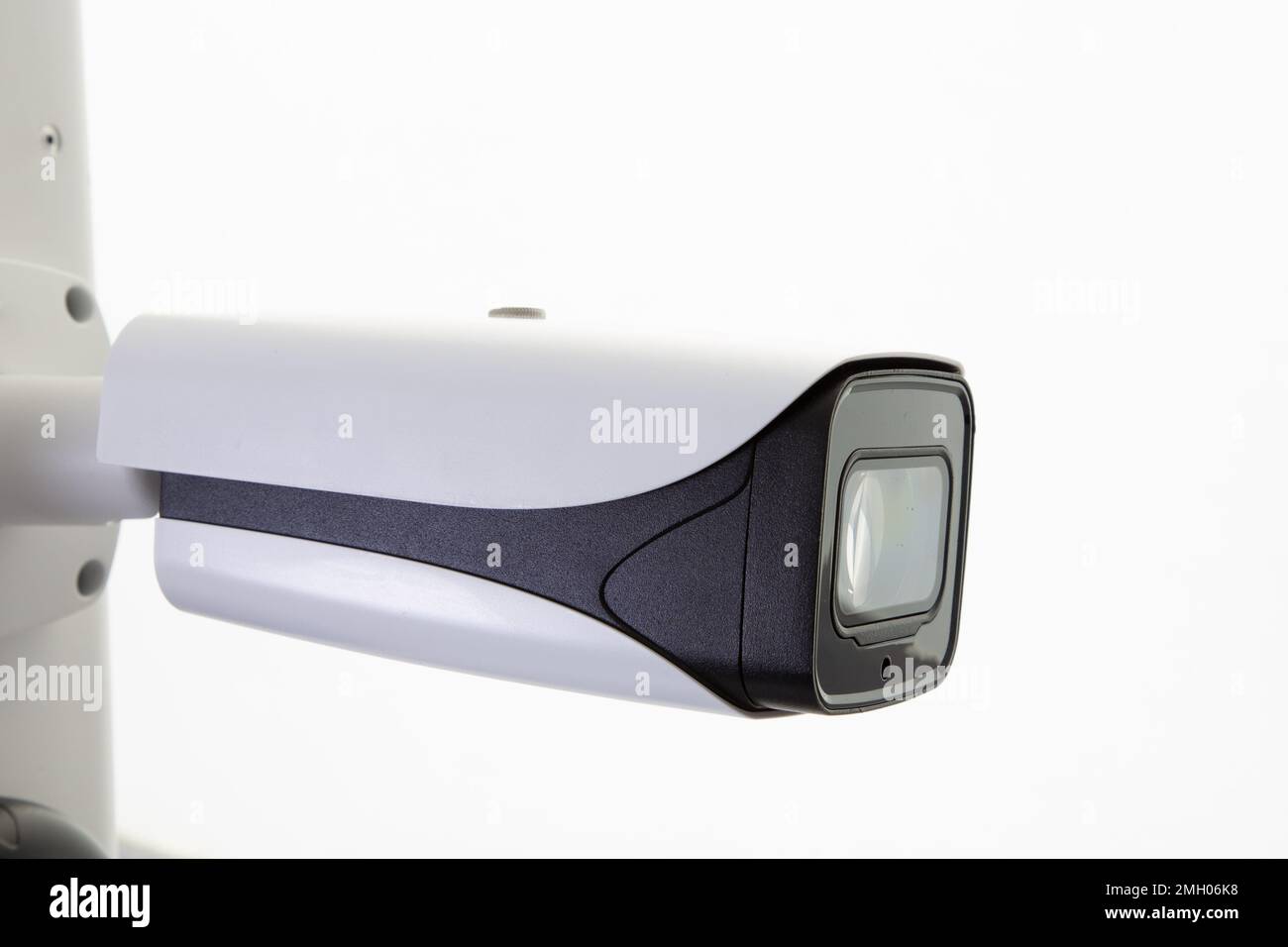 Wall side security cameras hi-res stock photography and images - Alamy