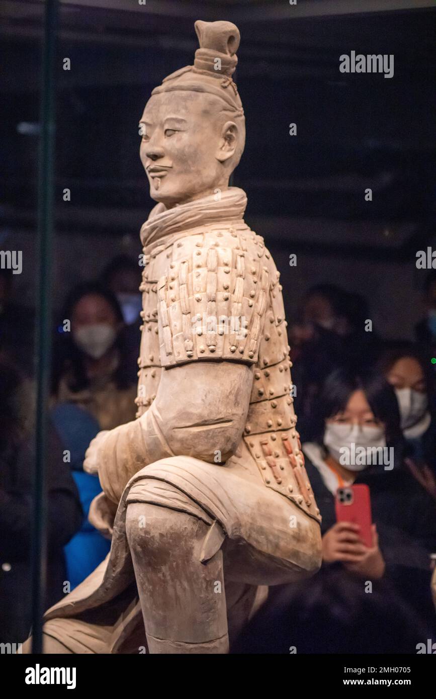 The Terracotta Army or the "Terra Cotta Warriors and Horses" buried in ...