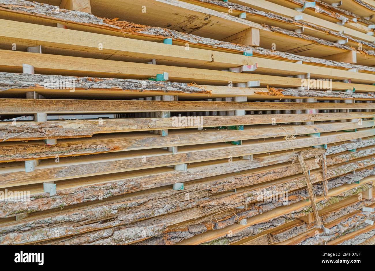 Dry wooden planks stacked hi-res stock photography and images - Alamy