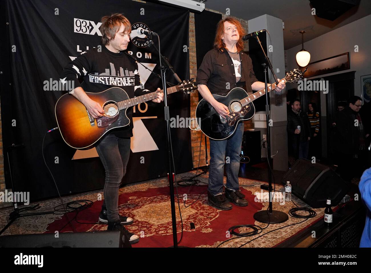 Ryan Smith, left, and Dave Pirner of Soul Asylum perform Thursday, Feb ...