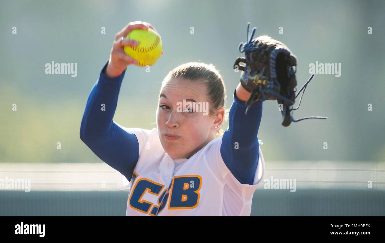 UC Santa Barbara's Lexi Campbell in action against Idaho State during ...