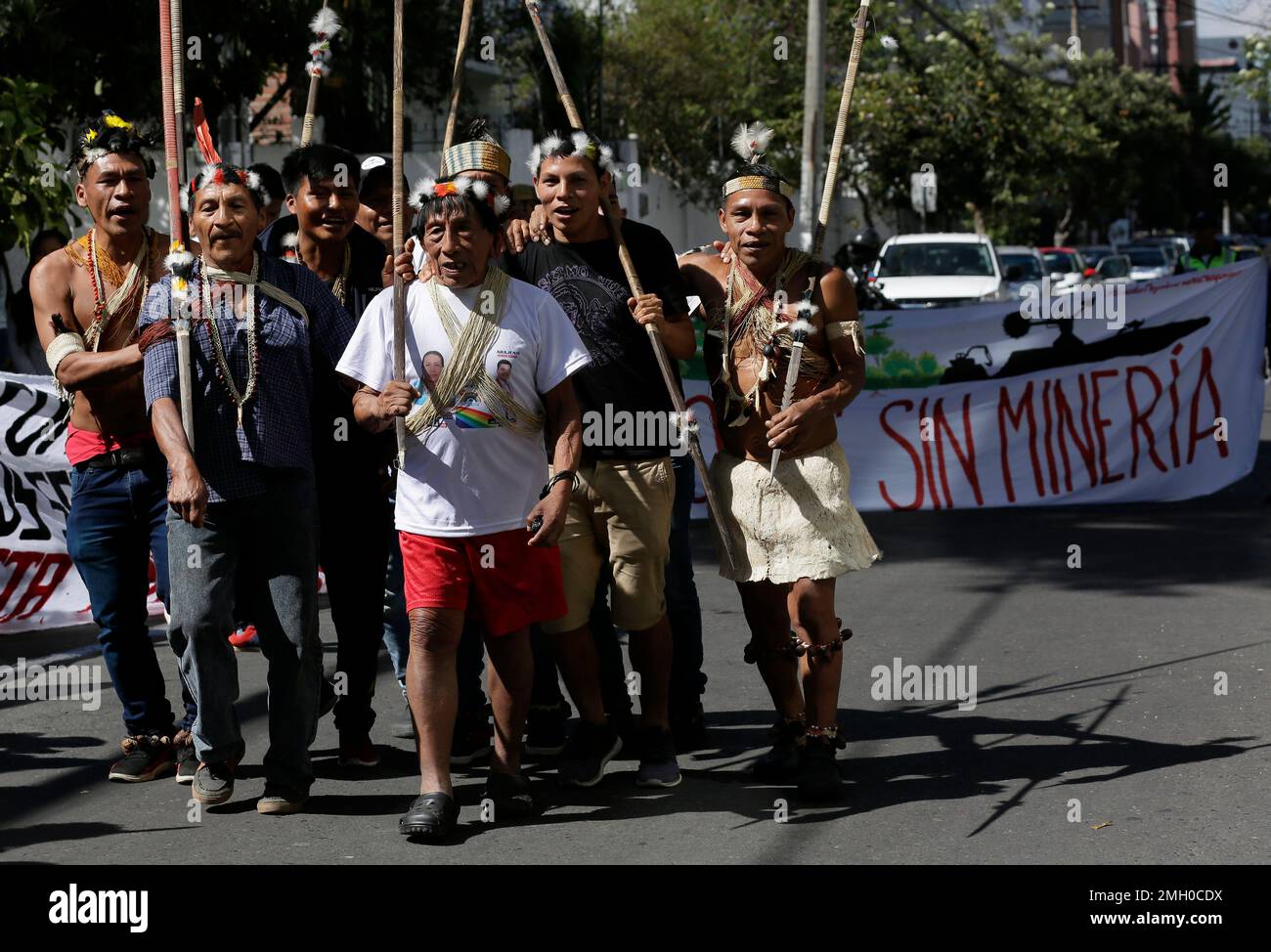 Waorani court hi-res stock photography and images - Alamy