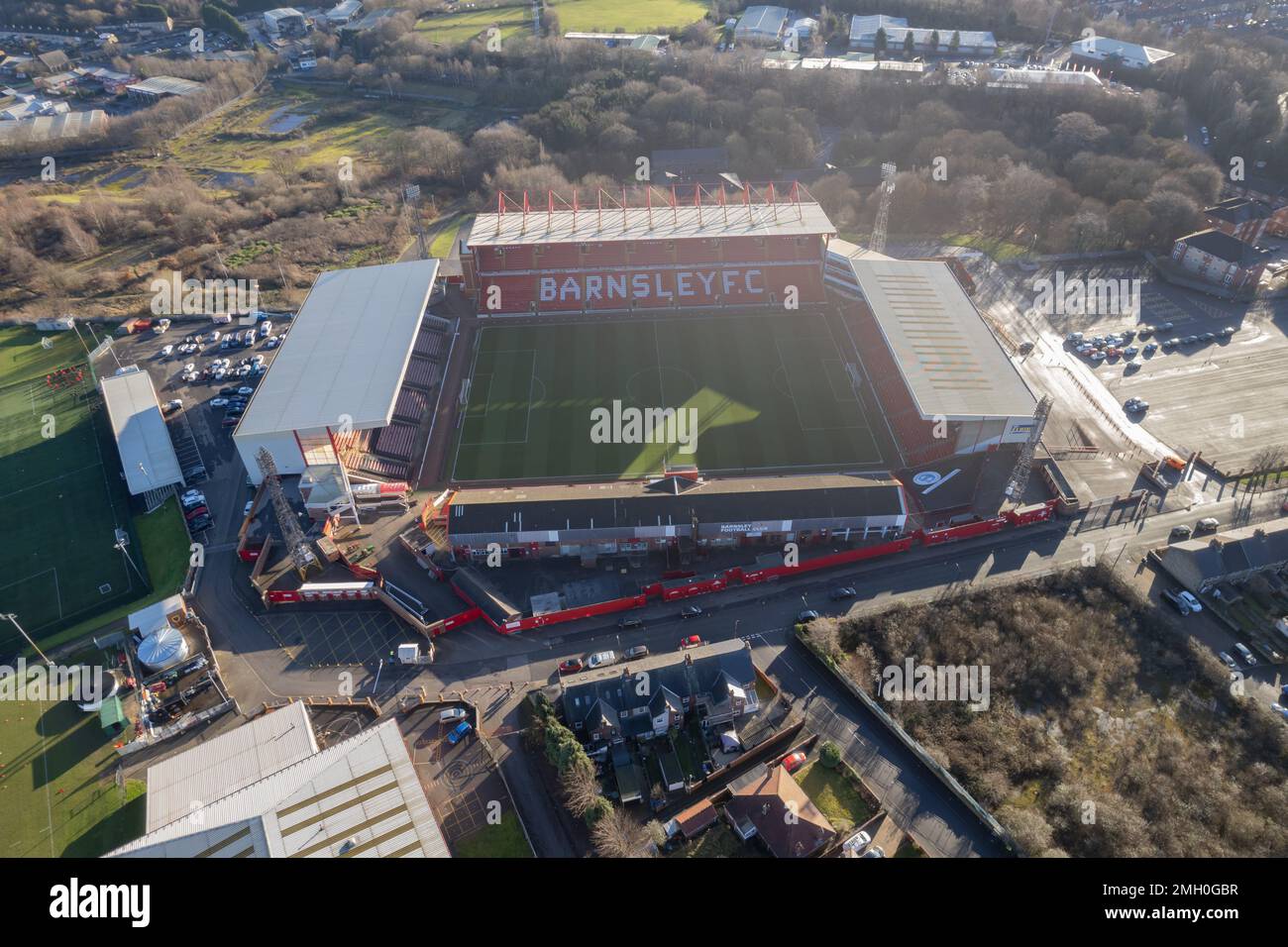 Barnsley football stadium oakwell hi-res stock photography and images ...