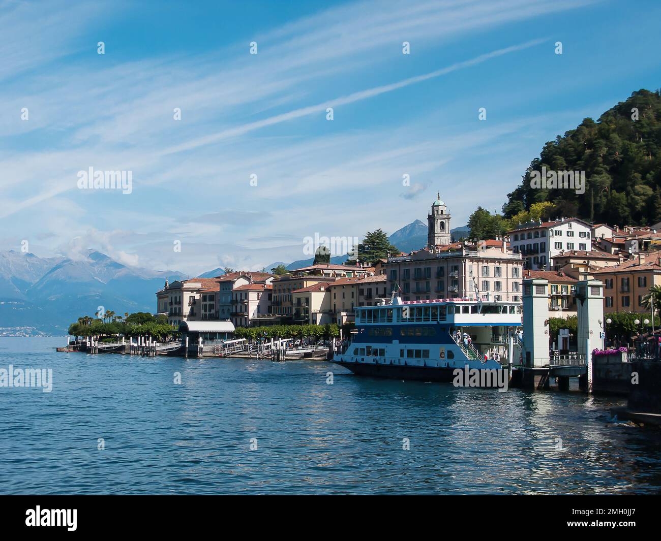 Italian alps lake como hi-res stock photography and images - Alamy