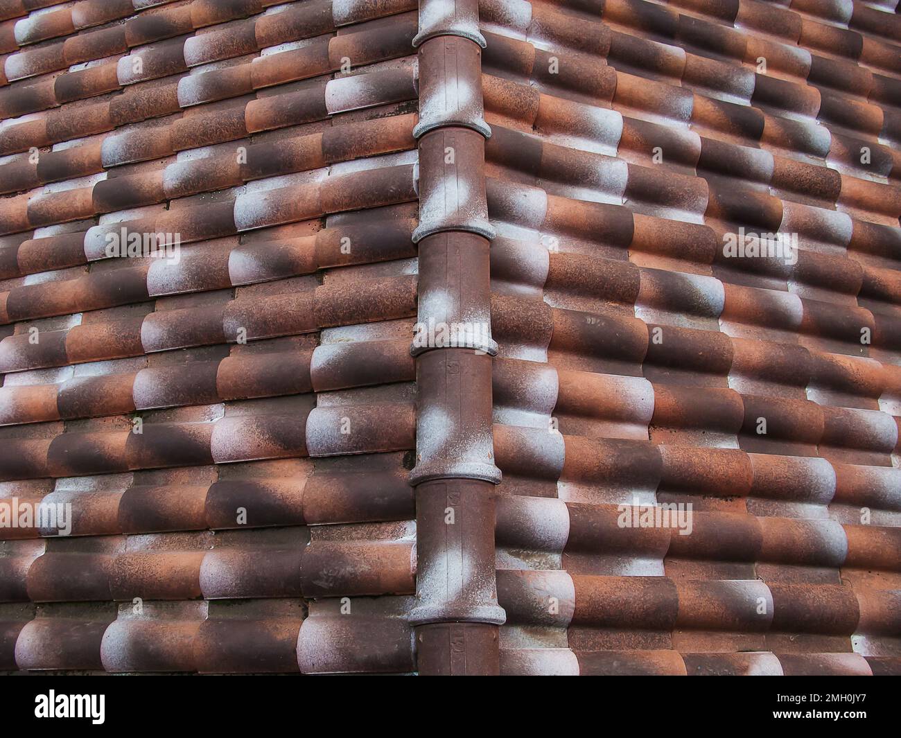 original tiled roof, background, template, texture Stock Photo - Alamy