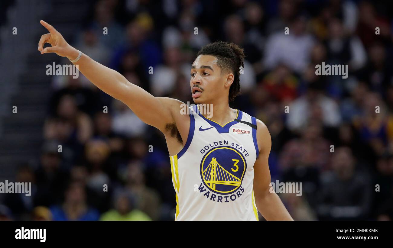 Golden State Warriors guard Jordan Poole (3) against the Miami Heat ...