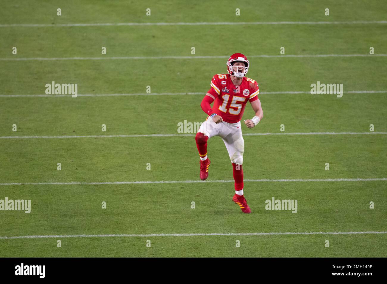 Quarterback (15) Patrick Mahomes of the Kansas City Chiefs celebrates ...