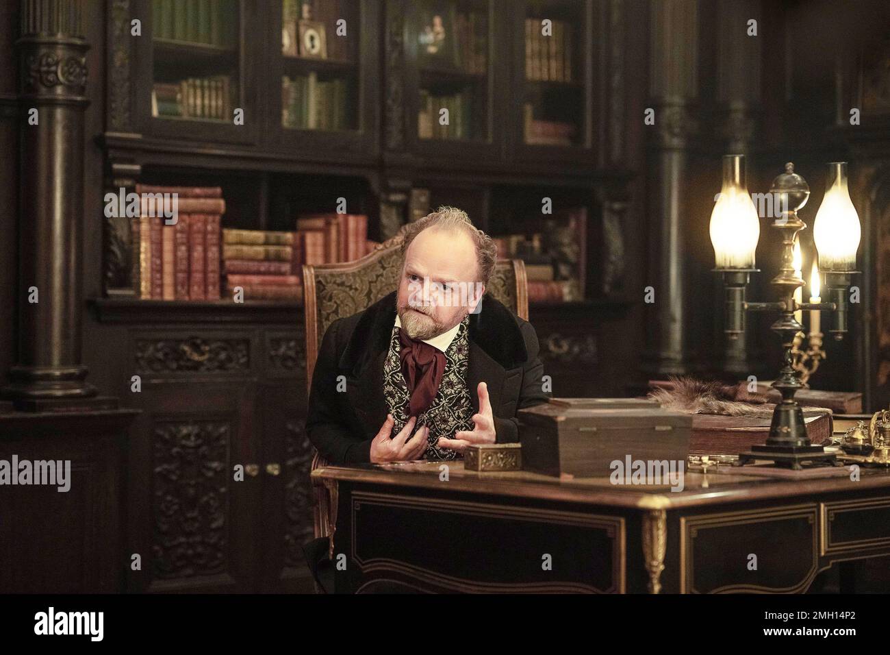 THE PALE BLUE EYE, Toby Jones, 2022. ph: Scott Garfield / © Netflix ...