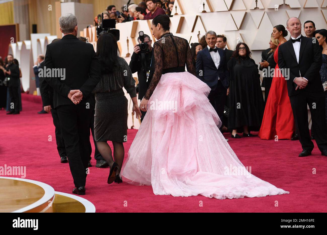 Gal Gadot arrives at the Oscars on Sunday, Feb. 9, 2020, at the Dolby ...