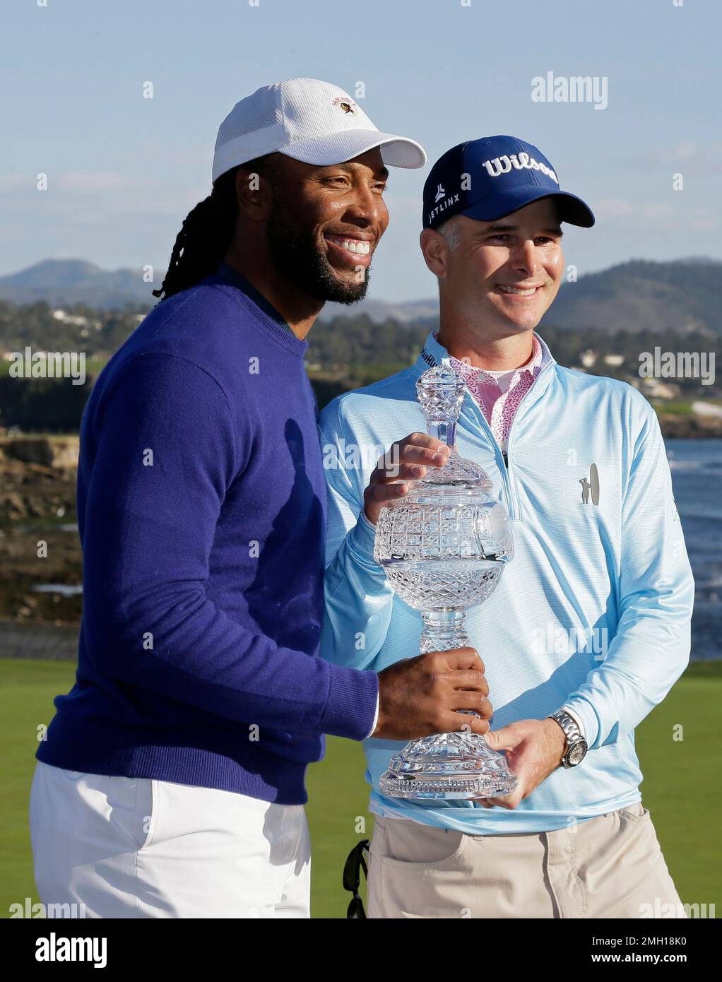 Larry Fitzgerald, left, and Kevin Streelman pose with their trophy at ...