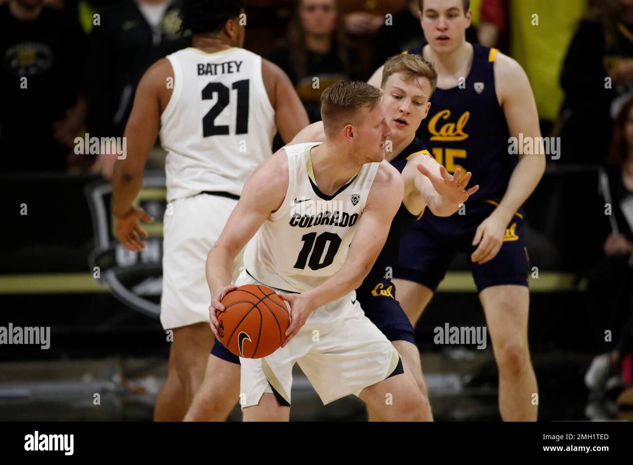 Colorado forward Alexander Strating (10) and California forward Grant ...