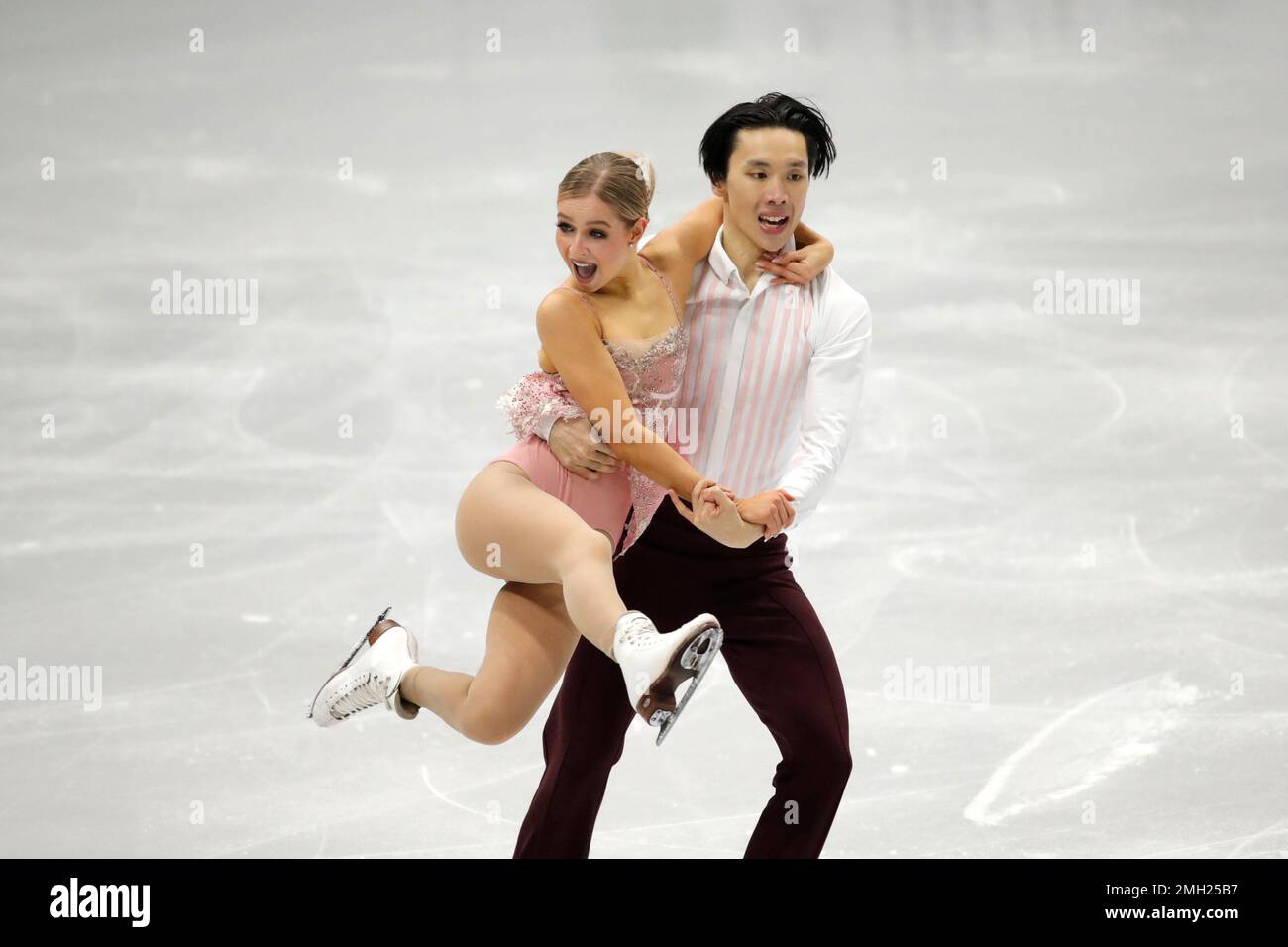 Australia's Holly Harris and Jason Chan perform during the Ice Dance ...