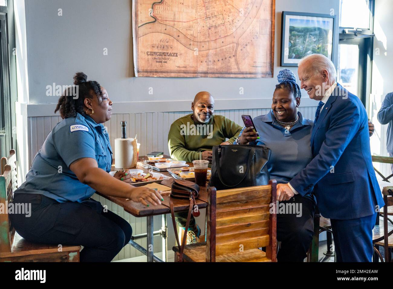 President Joe Biden stops at Just-Q’in barbecue restaurant, Wednesday ...