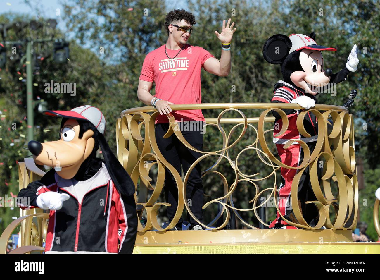 Super Bowl MVP Kansas City Chiefs quarterback Patrick Mahomes, center ...