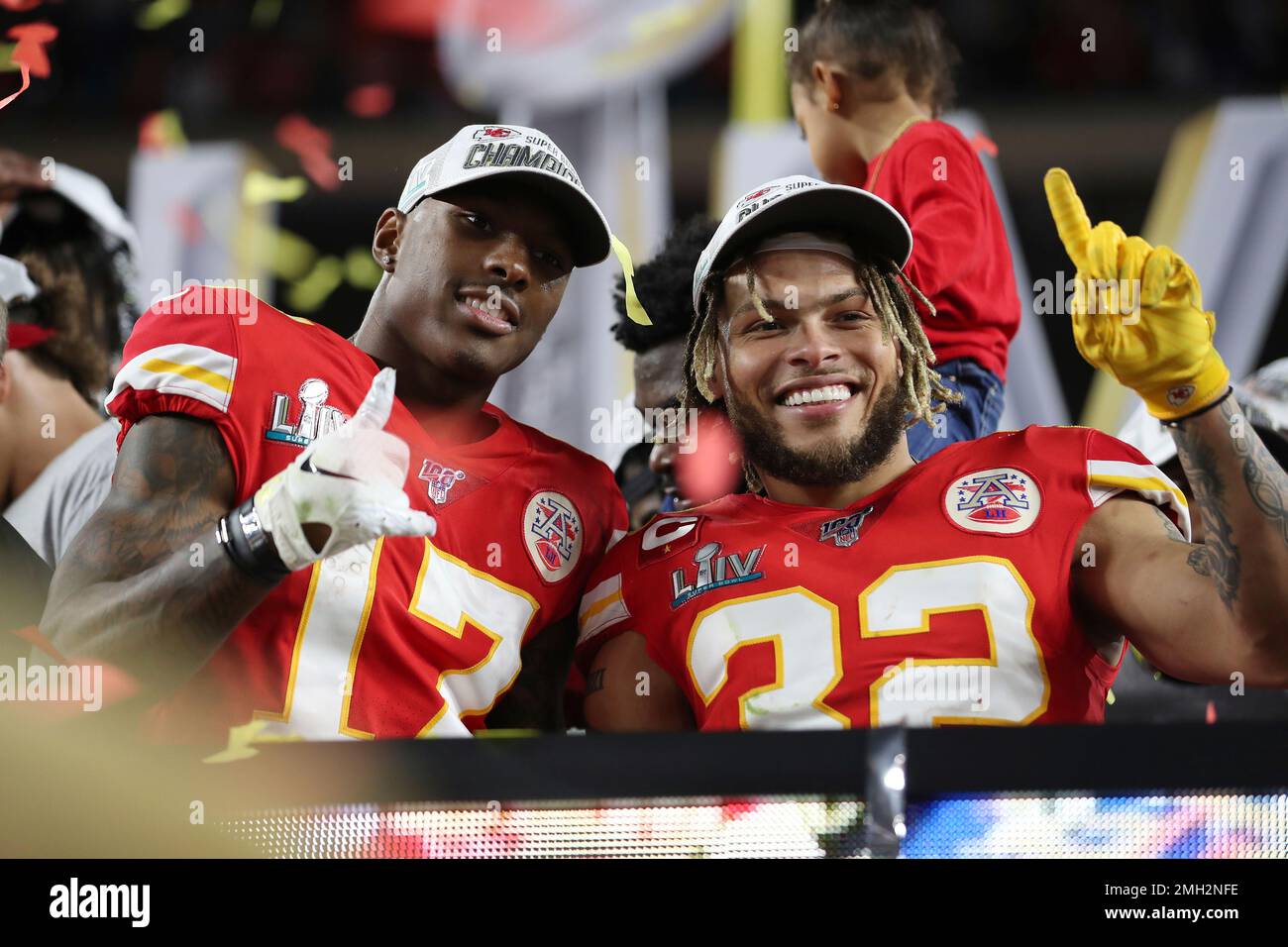 Kansas City Chiefs wide receiver Mecole Hardman (17) and Kansas City ...