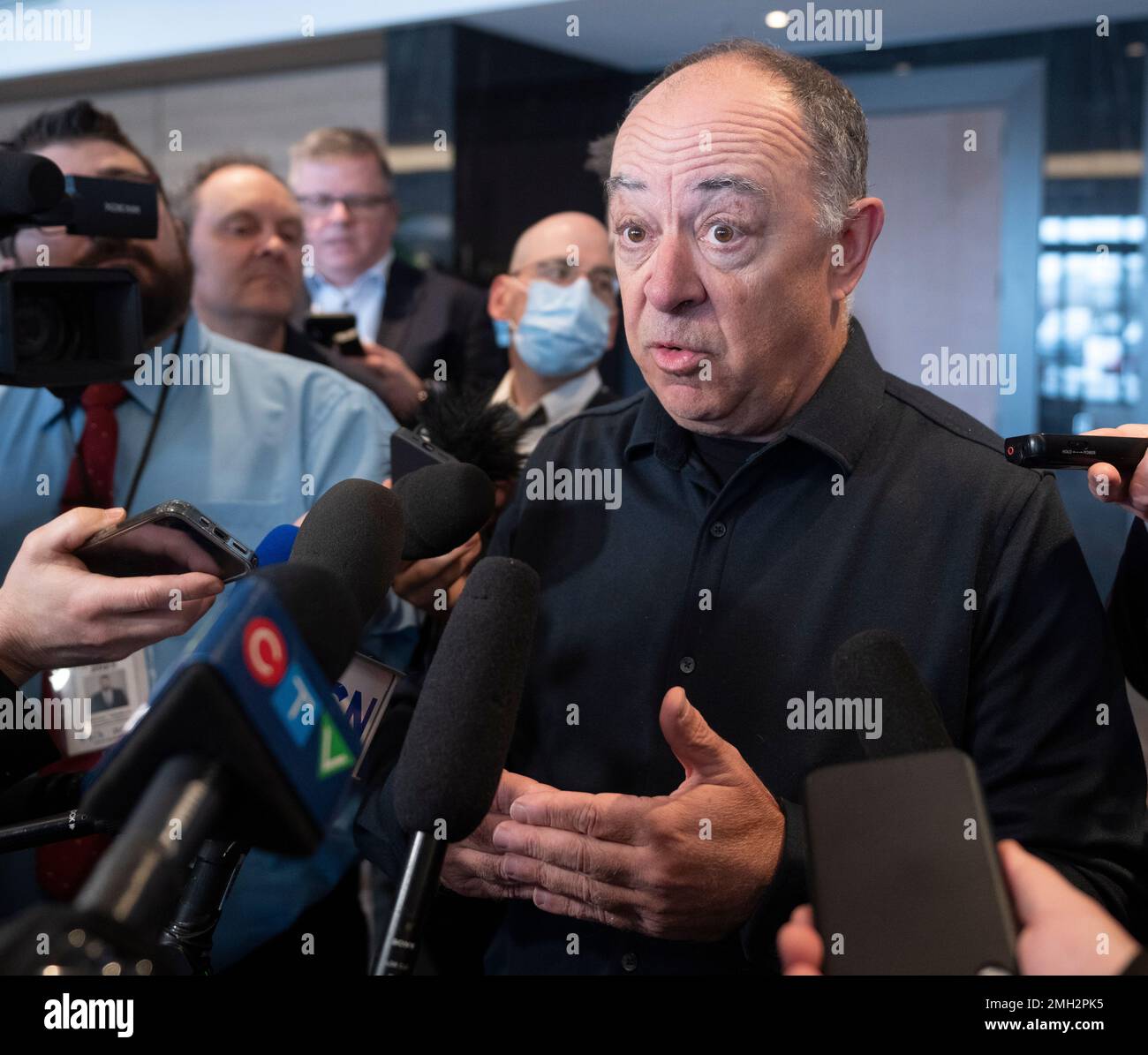 Canada. 26th Jan, 2023. Quebec Health Minister Christian Dube speaks to ...