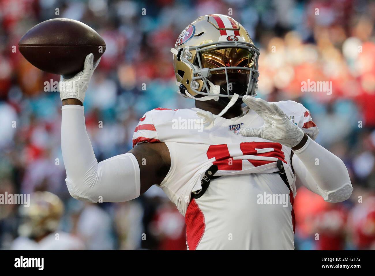 San Francisco 49ers' Deebo Samuel warms up before the NFL Super Bowl 54 ...