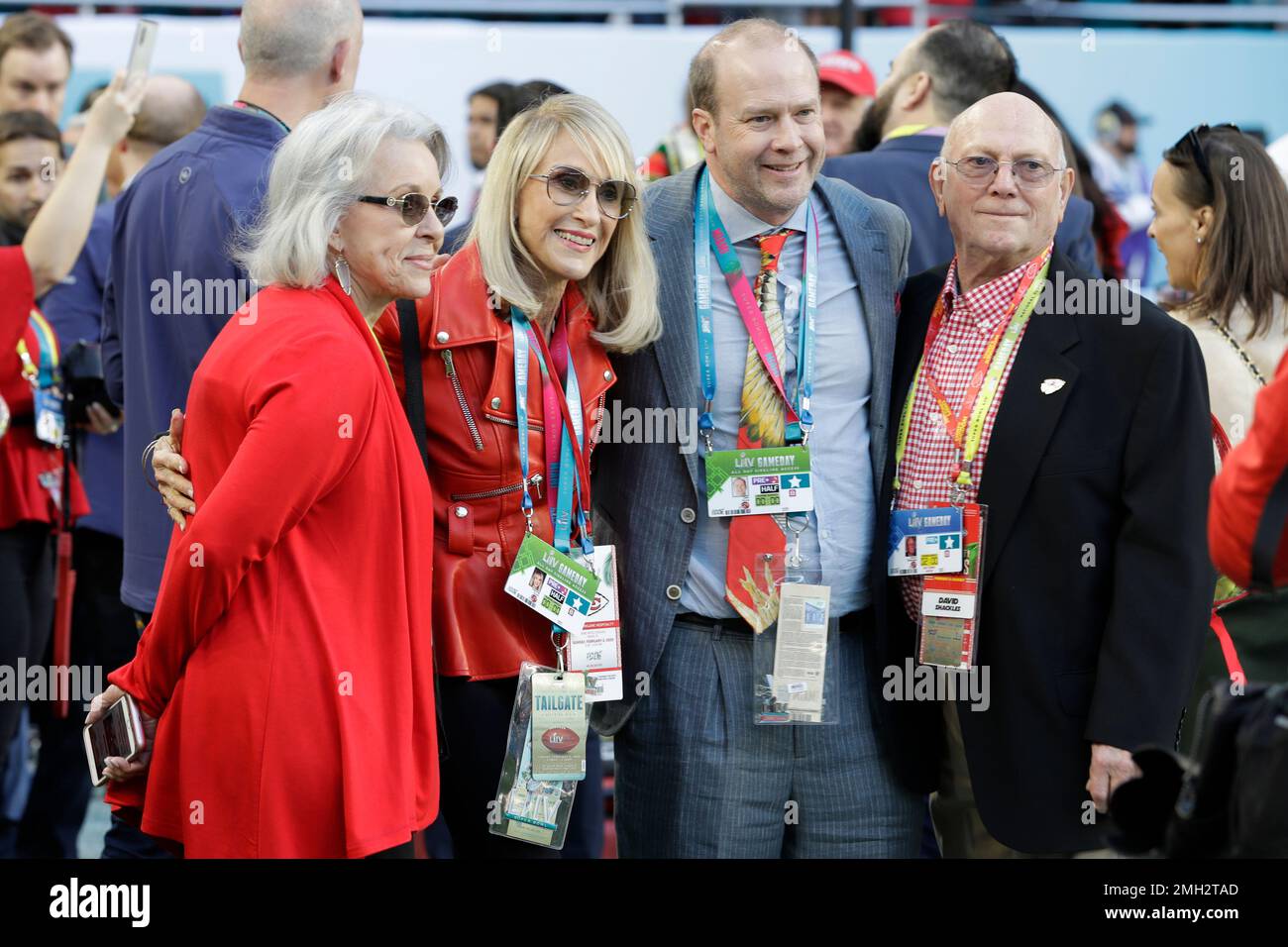 Kansas City Chiefs owner Norma Hunt, second from left, poses for photos ...
