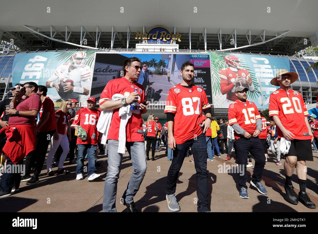 Fans walk outside of Hard Rock Stadium before the NFL Super Bowl 54 ...