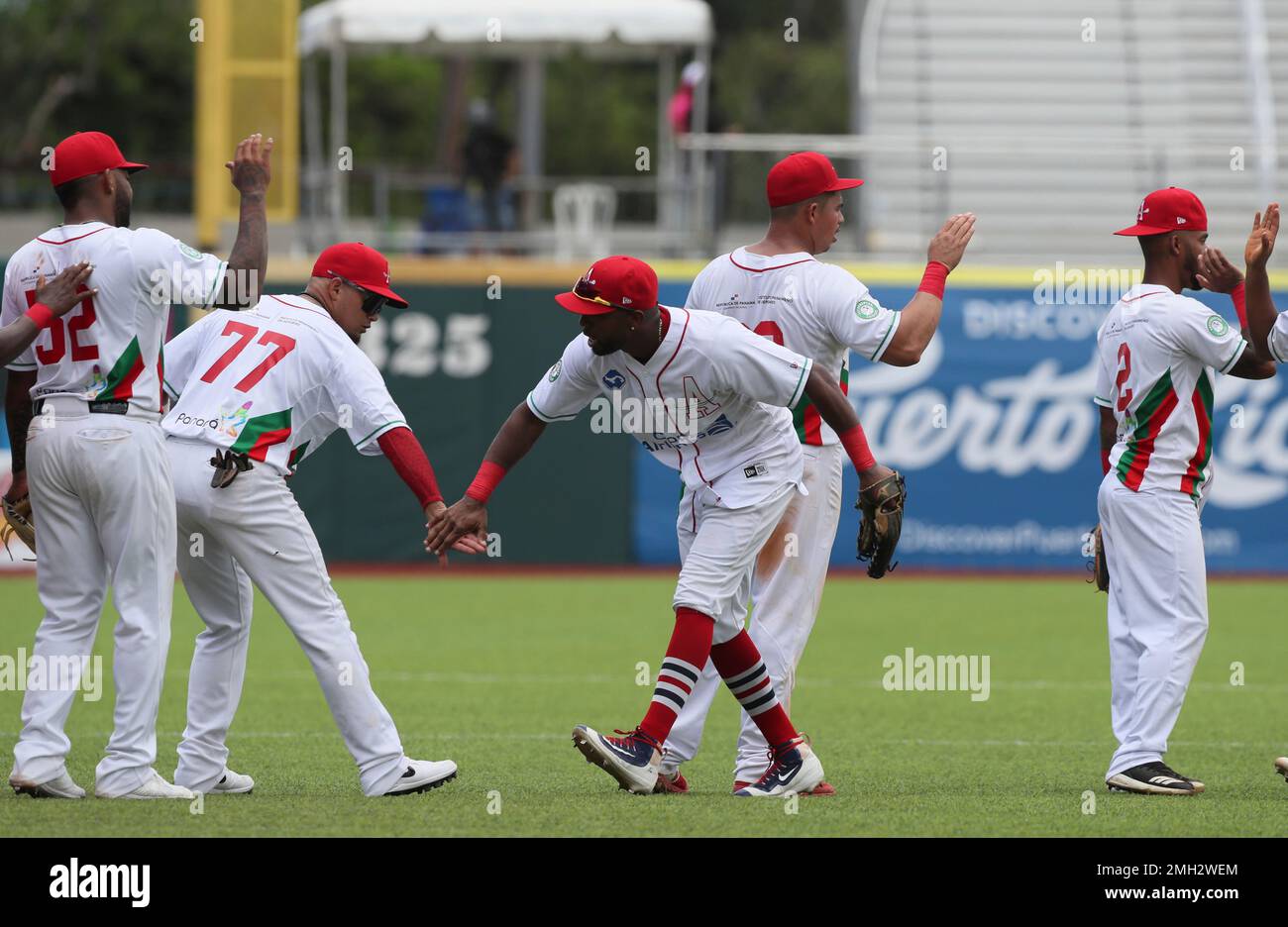 Panama's player celebrate after defeated Colombia 1-0 in a Caribbean ...