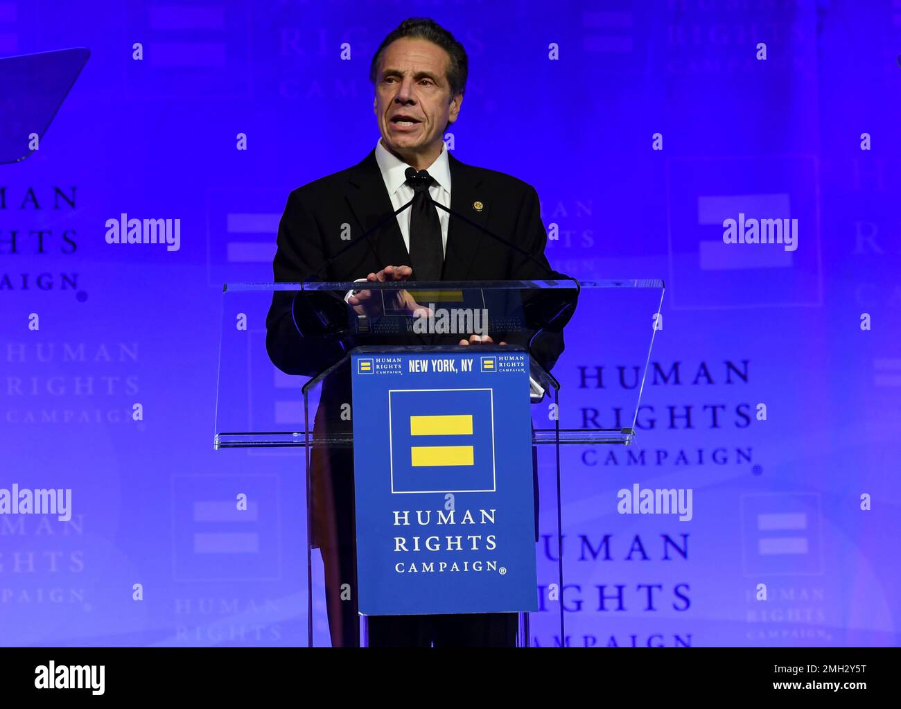 IMAGE DISTRIBUTED FOR HUMAN RIGHTS CAMPAIGN - New York Governor Andrew ...
