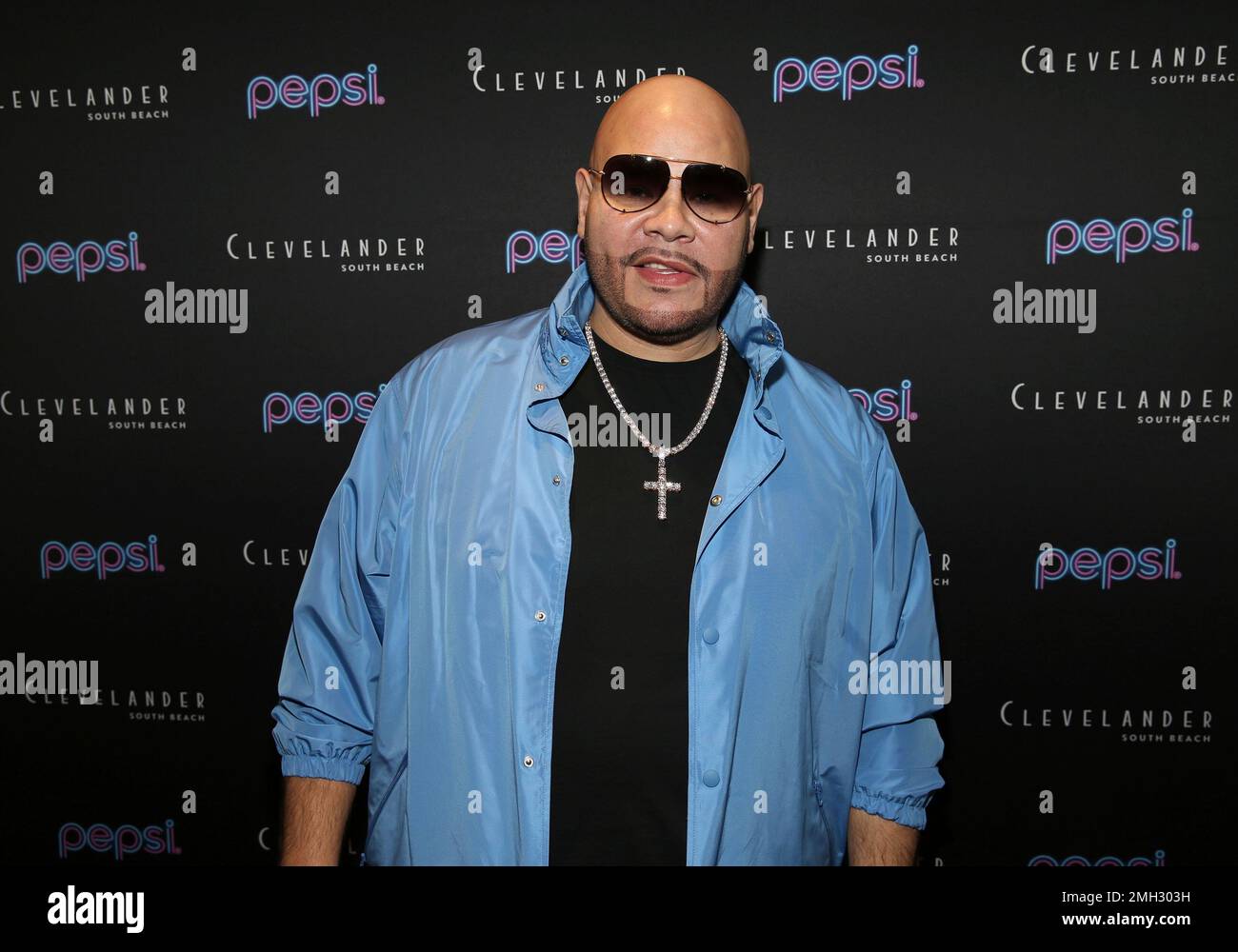 Rapper Fat Joe attends the Pepsi Super Splash Pool Party at Pepsi Neon ...