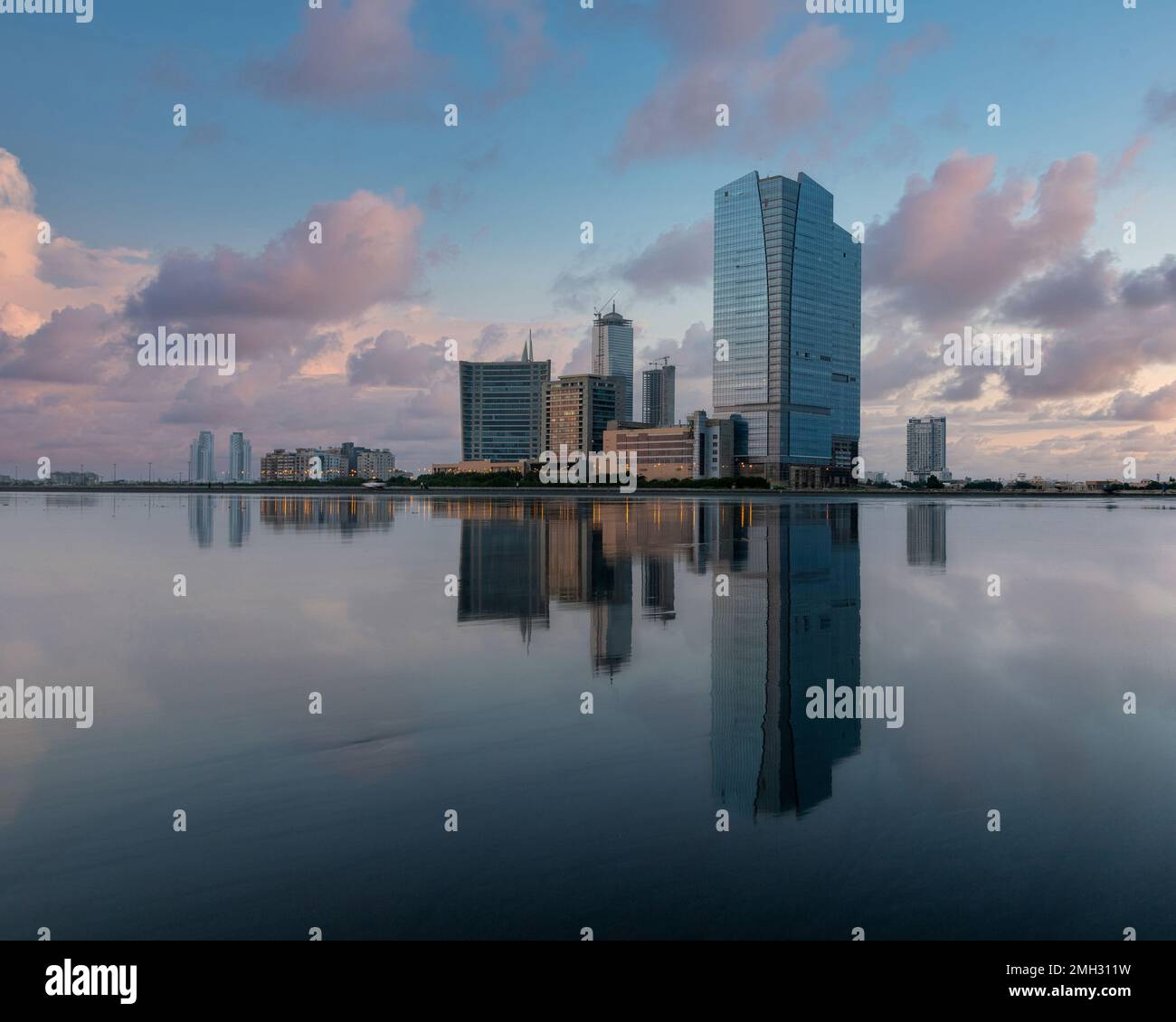 karachi pakistan 2022, karachi cityscape, landmarks of karachi, dolmen ... karachi pakistan 2022, karachi cityscape, landmarks of karachi, dolmen ...