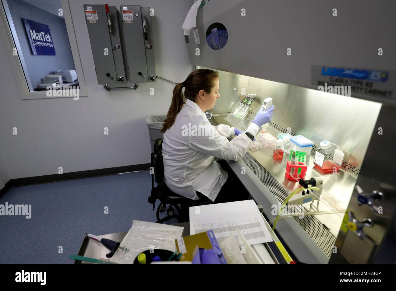 In this Wednesday, Jan. 15, 2020, photo, scientist and study director ...