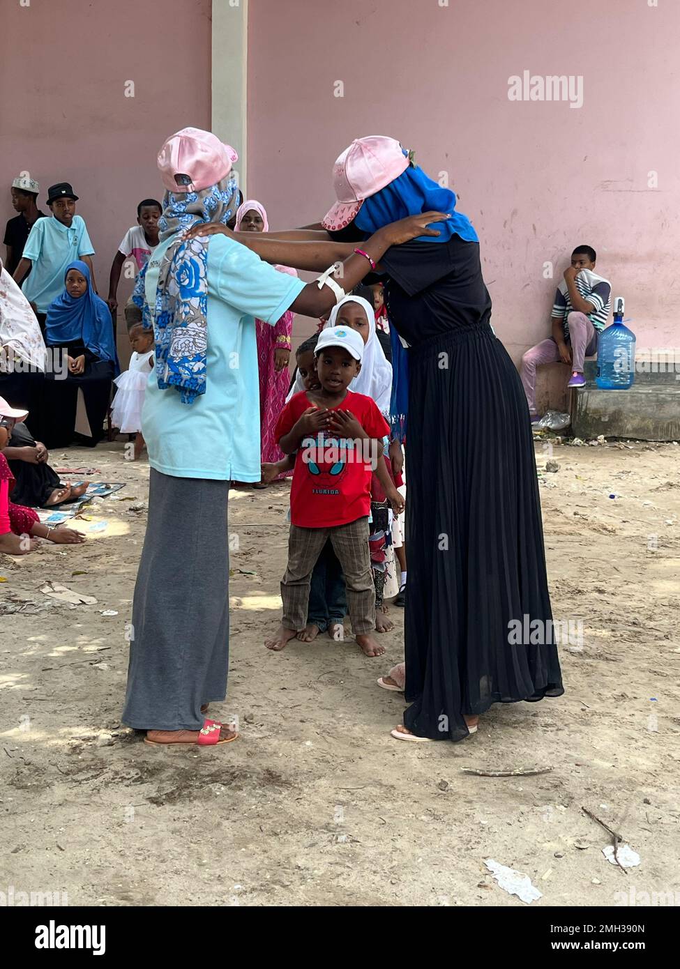 Helping the poor hi-res stock photography and images - Alamy