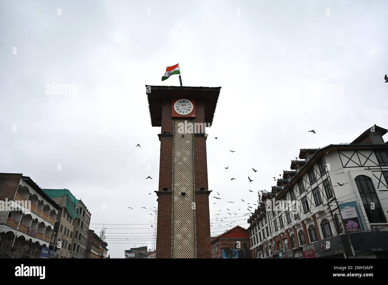 SRINAGAR, INDIA - JANUARY 26: Indian National flag being hoisted a top ...