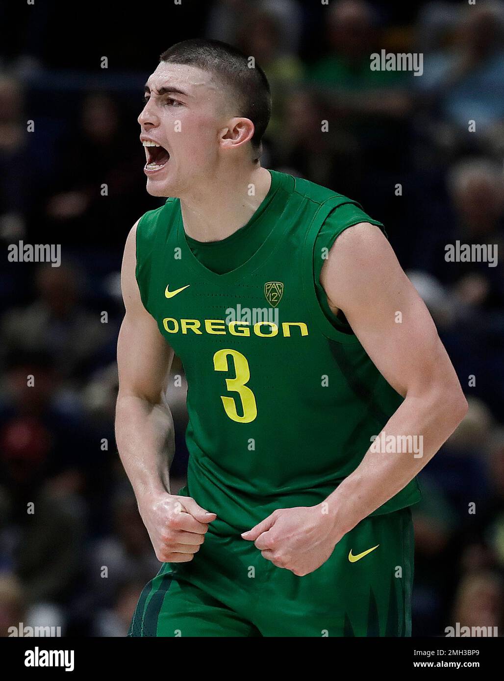 Oregon's Payton Pritchard celebrates after scoring against California ...