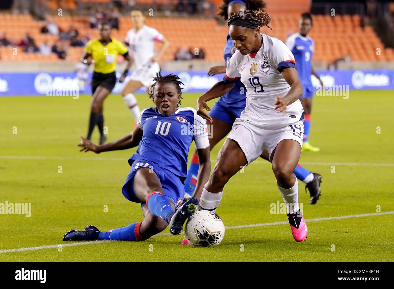 Haiti forward Nerilia Mondesir (10) kicks the ball away from United ...