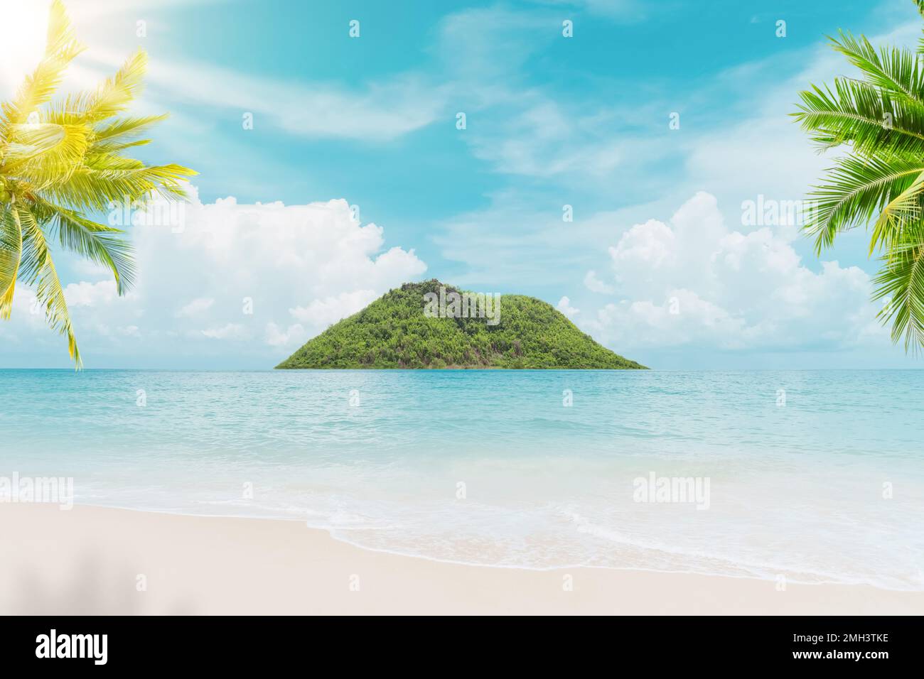 island in ocean Stock Photo - Alamy