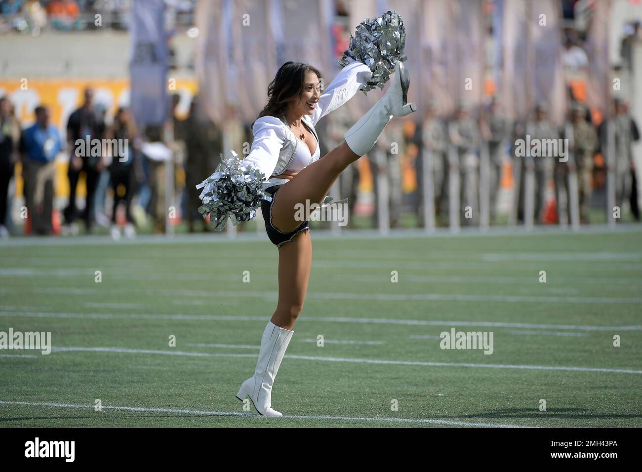 Cheerleaders from representative teams perform before the NFL Pro Bowl ...