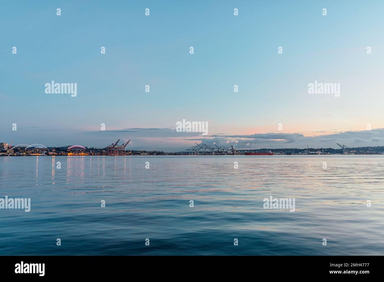 landscape, seascape view of Seattle waterfront, cranes, harbor island ...