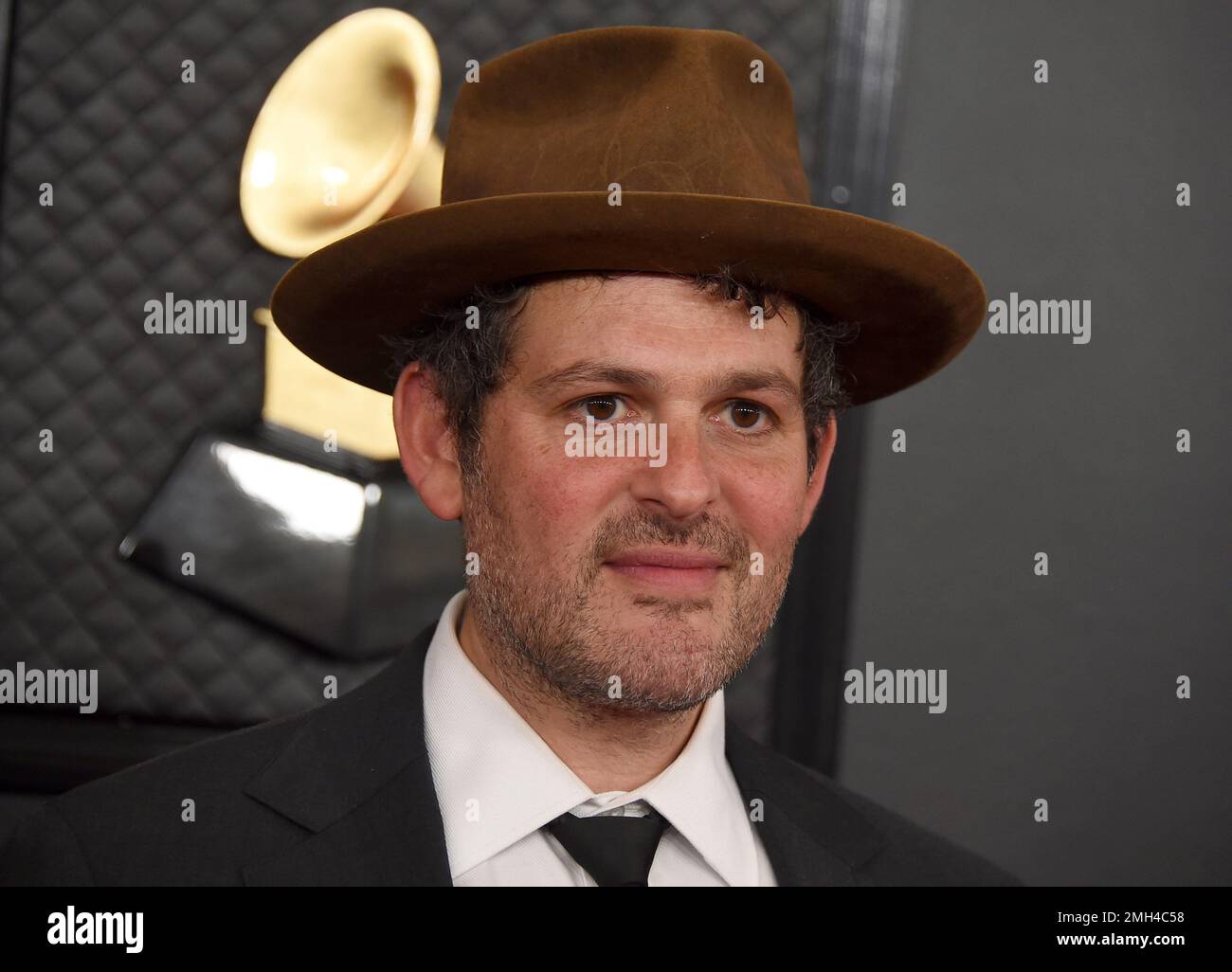 Gregory Alan Isakov arrives at the 62nd annual Grammy Awards at the ...