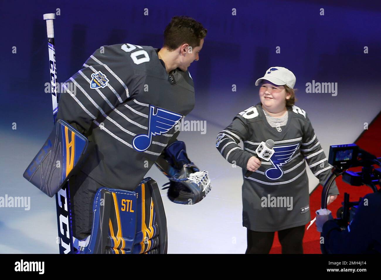 St. Louis Blues fan Laila Anderson introduces Blues goalie Jordan ...