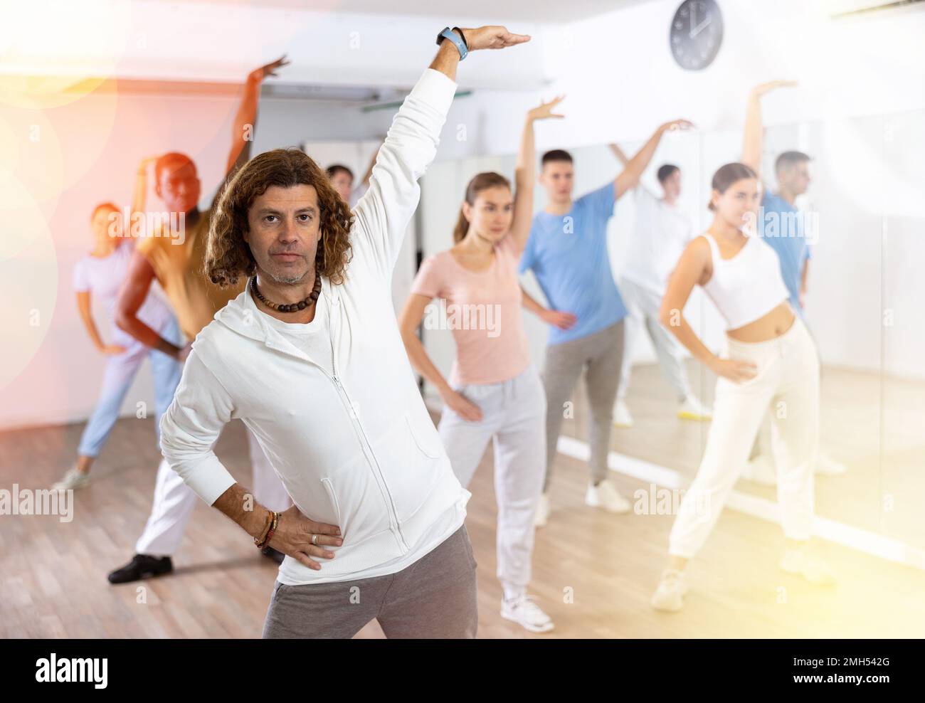 Hiphop girls hi-res stock photography and images - Alamy