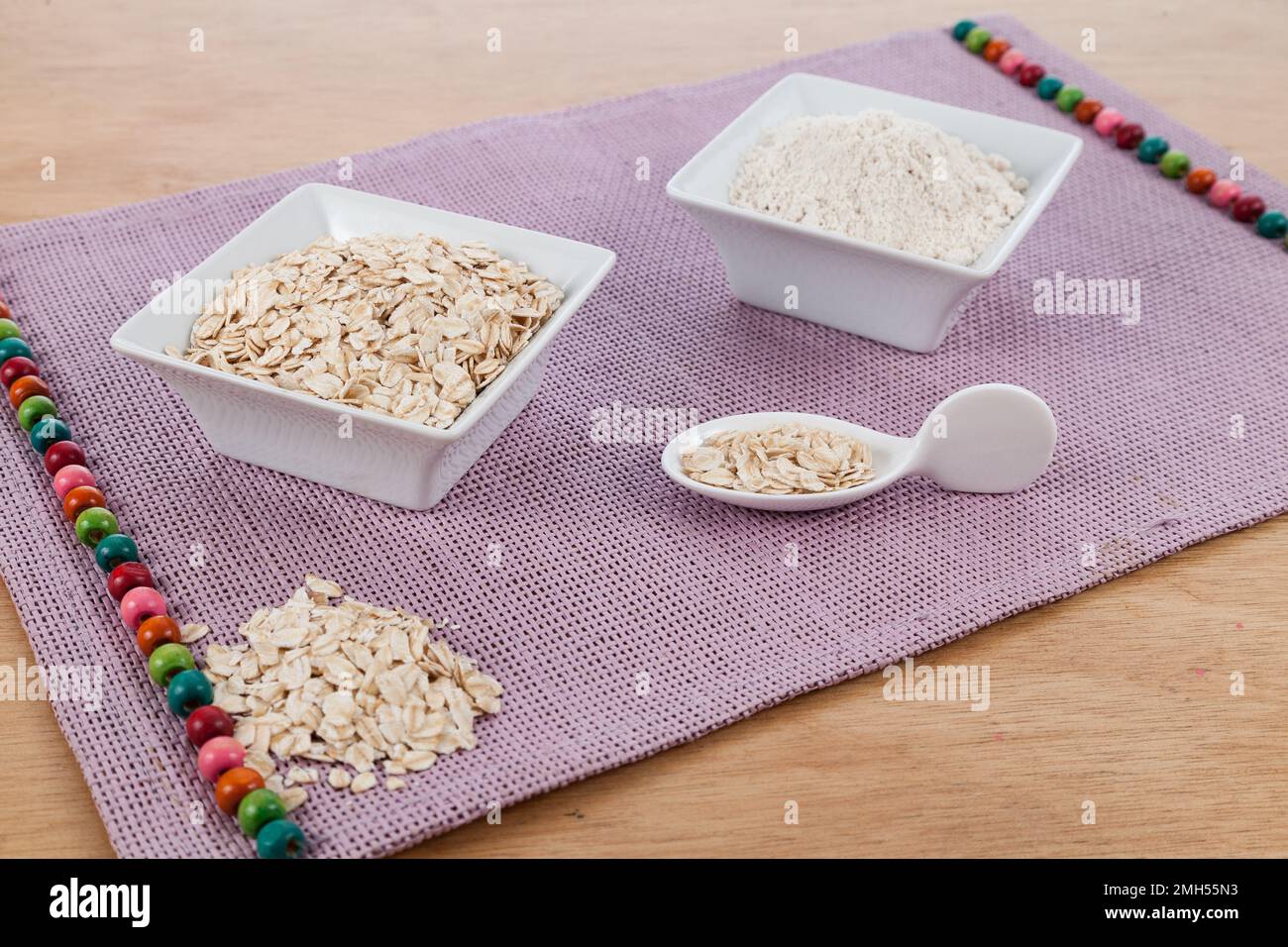 Flaked wheat hi-res stock photography and images - Alamy